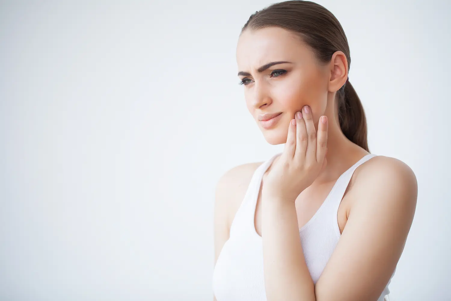 Lock Jaw Treatment: Causes, Home Remedies and Medical Options | Spire ...